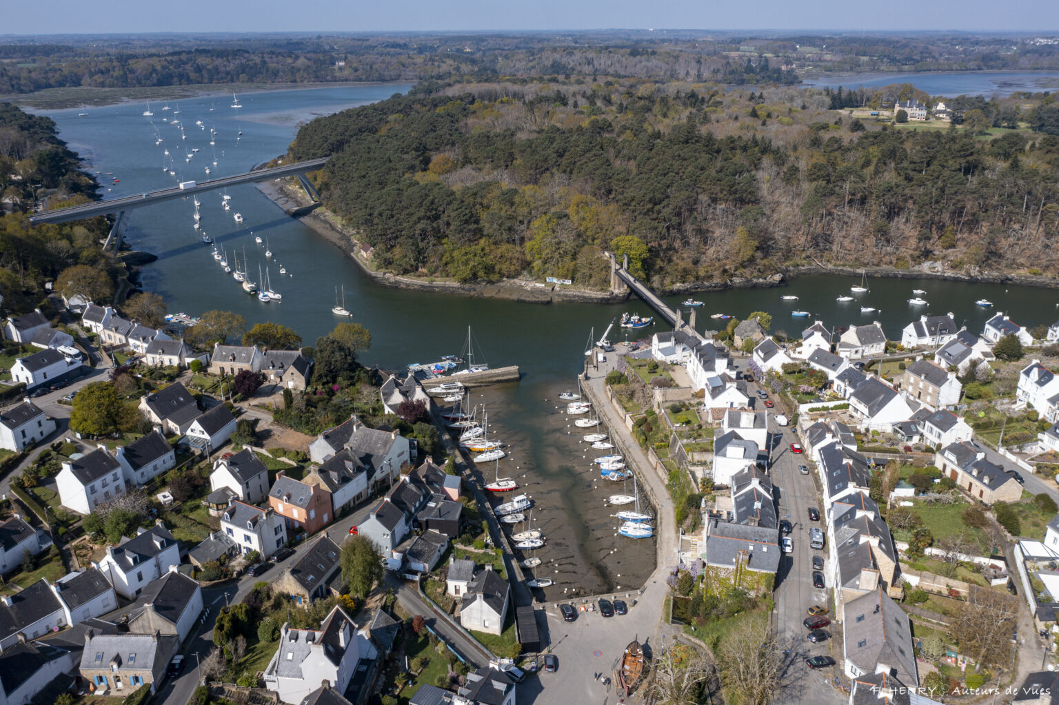 Le port | Mairie Le Bono